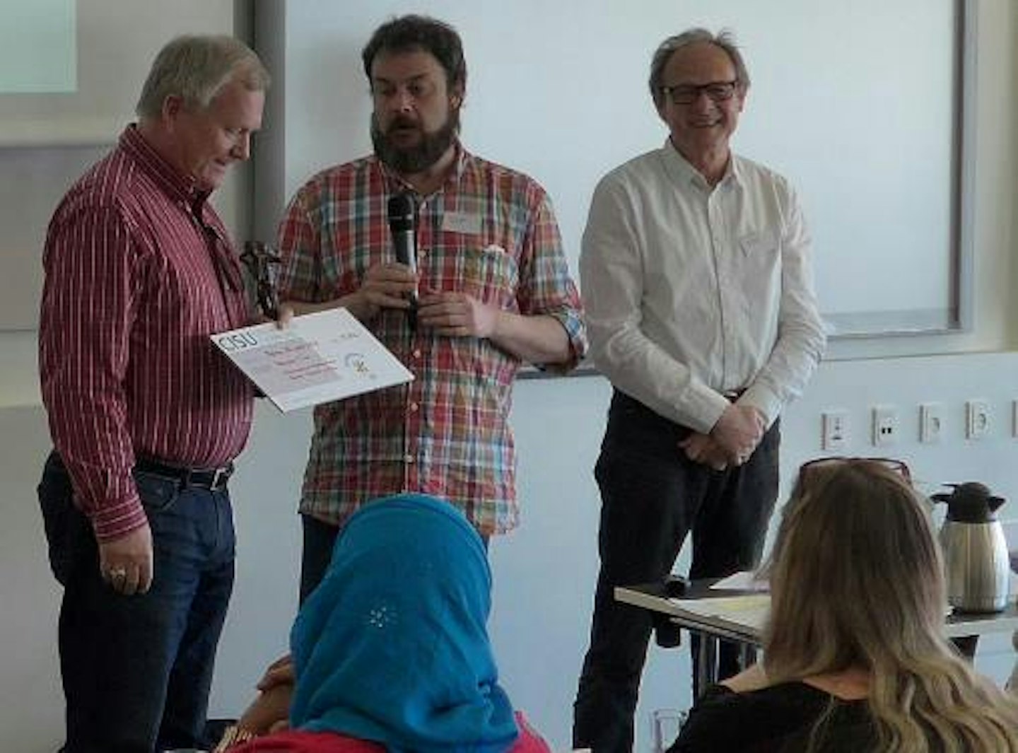 Verdens Bedste Nyheder i Roskilde modtager CISU-pris | Verdens Bedste ...